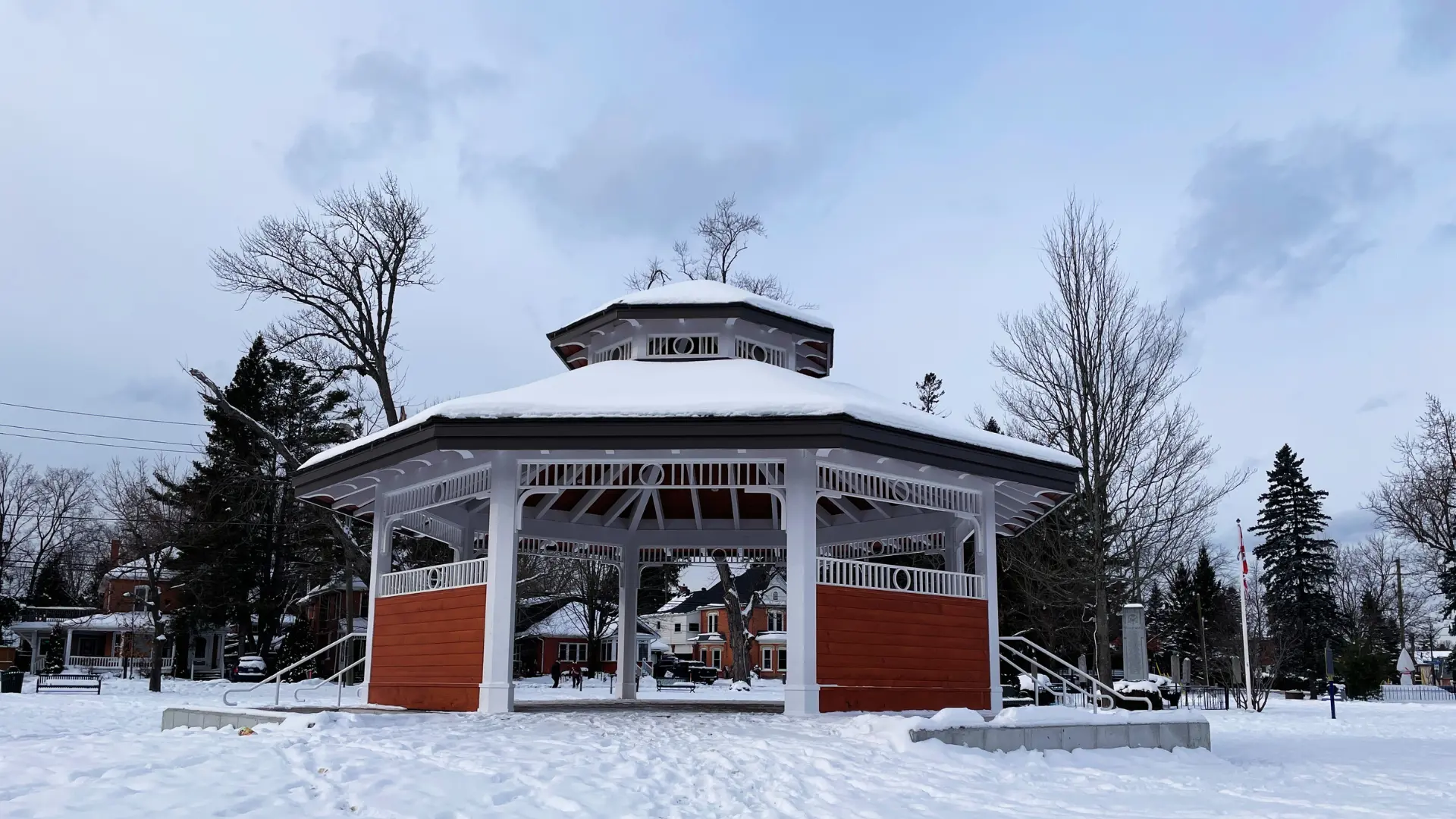 Memorial Park Bandshell | Town of Bracebridge